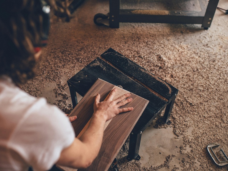 Examples of Frictional Force: The Complete List - 33Science