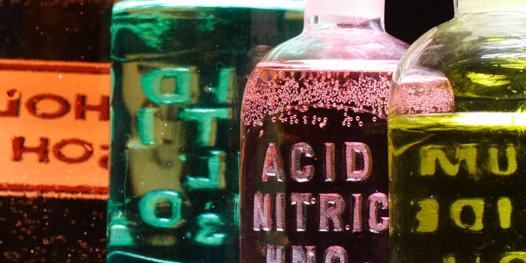 Corrosive Substances: The Complete List - 33Science