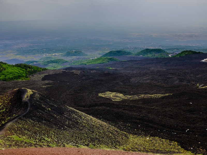 Volcanoes in Italy: The Complete List - 33Science
