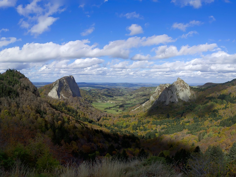Volcanoes in France: The Complete List - 33Science